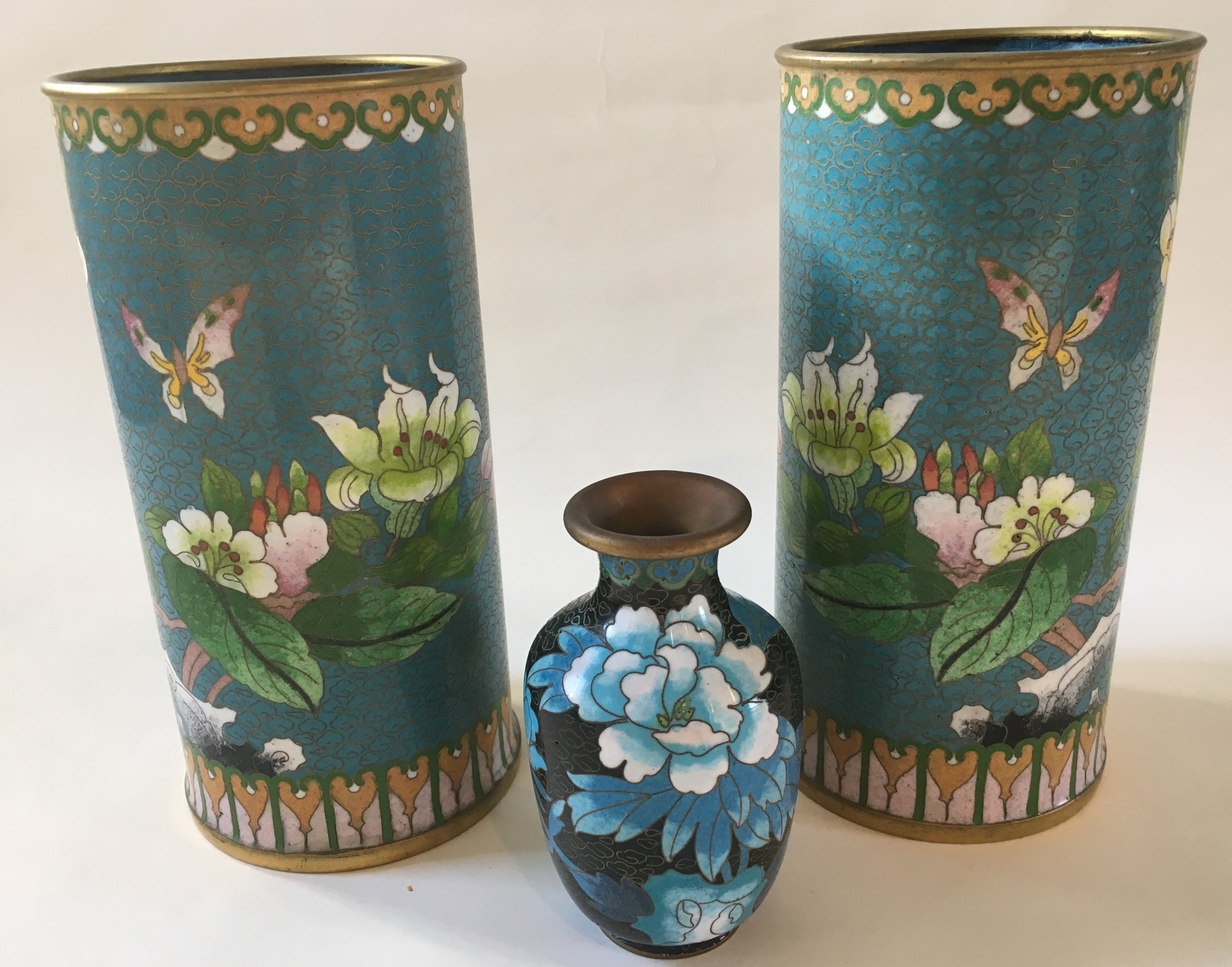 Cloisonne - Pair of Vintage Cloisonne Vases - Rafael Osona Auctions ...