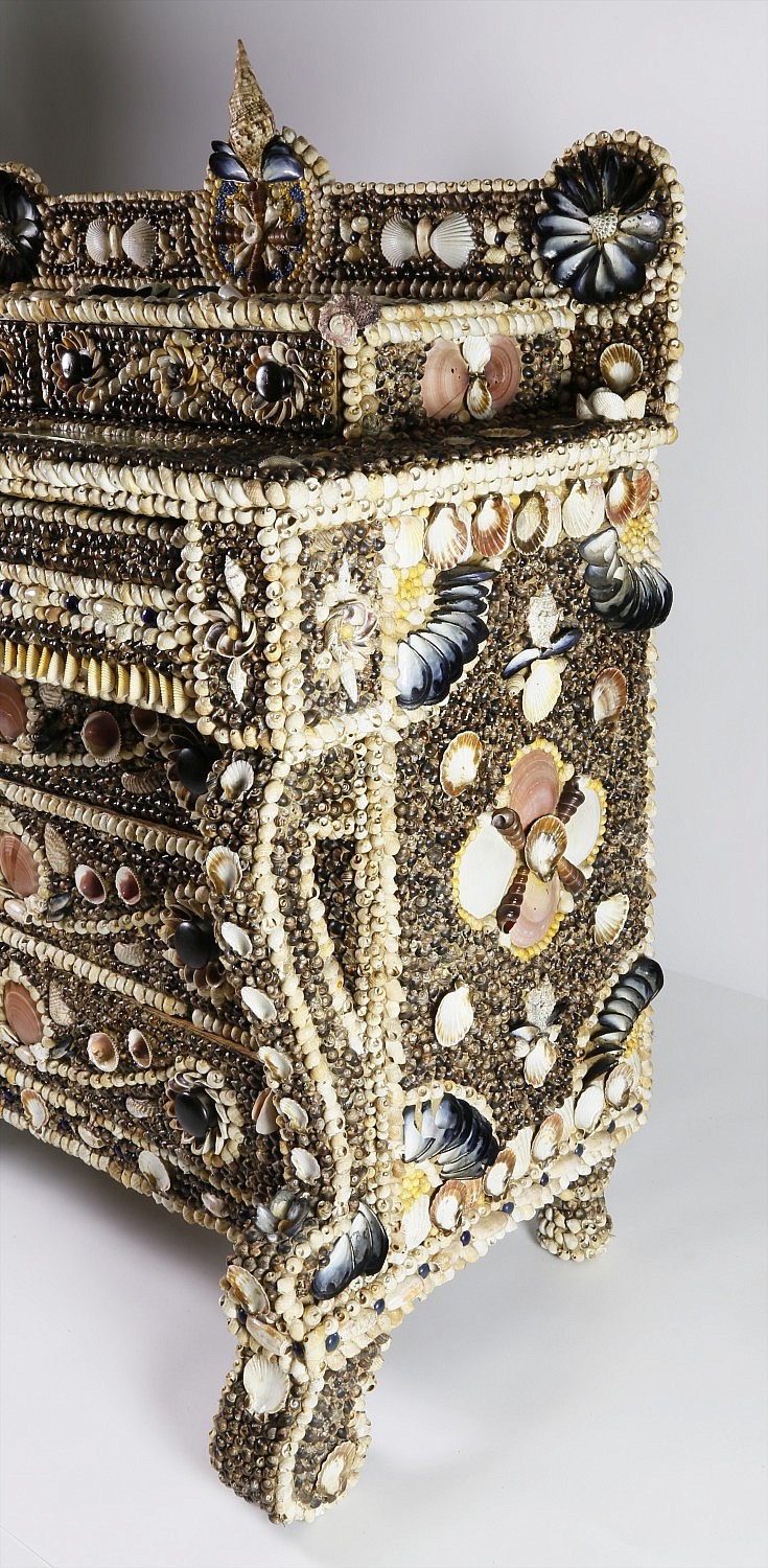 Chest of Drawers - American Shell-Encrusted Chest of Drawers - Rafael ...