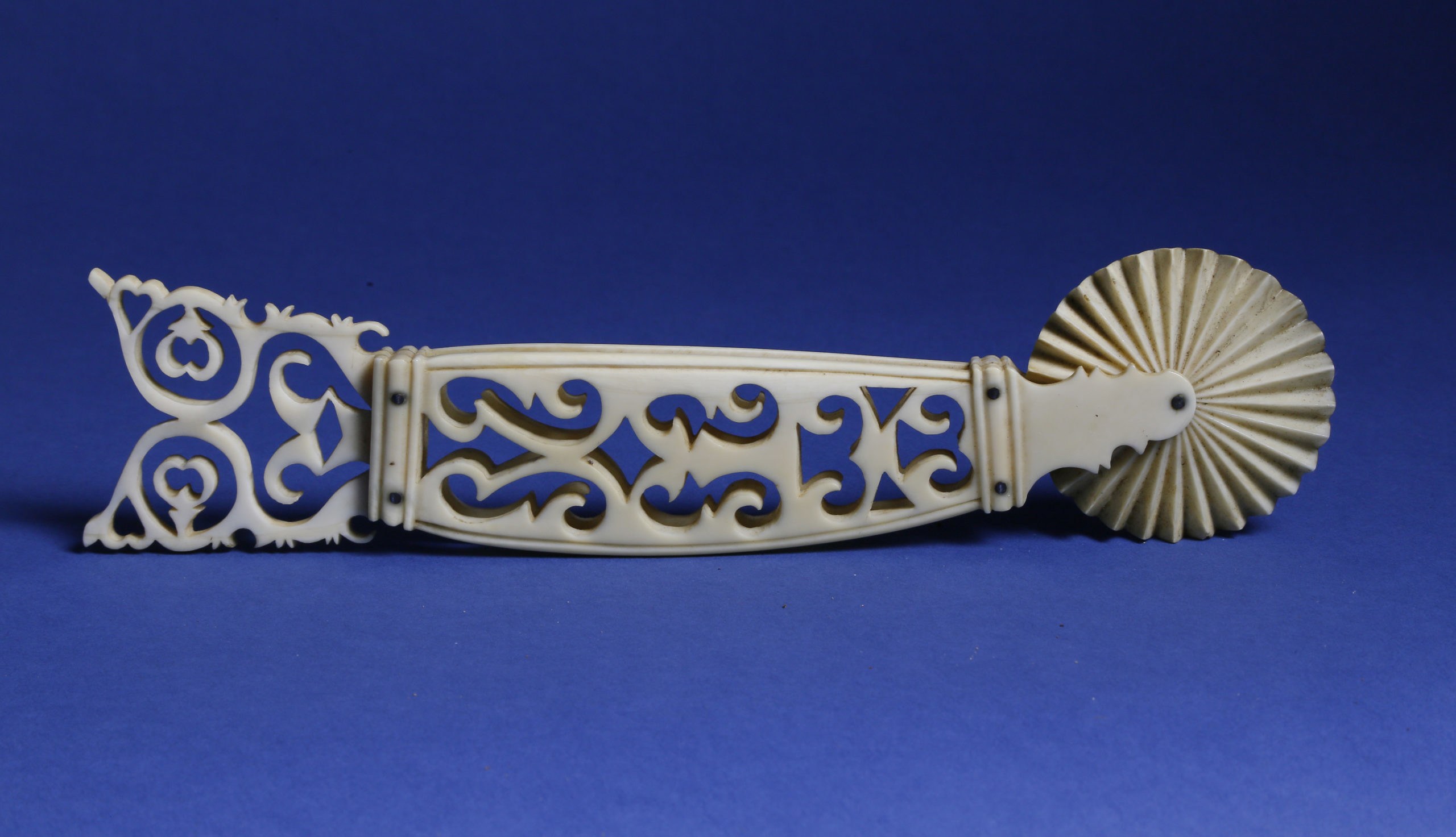 Whaler Made Pierced Antique Whale Ivory Pie Crimper circa 1850 - Whaler ...