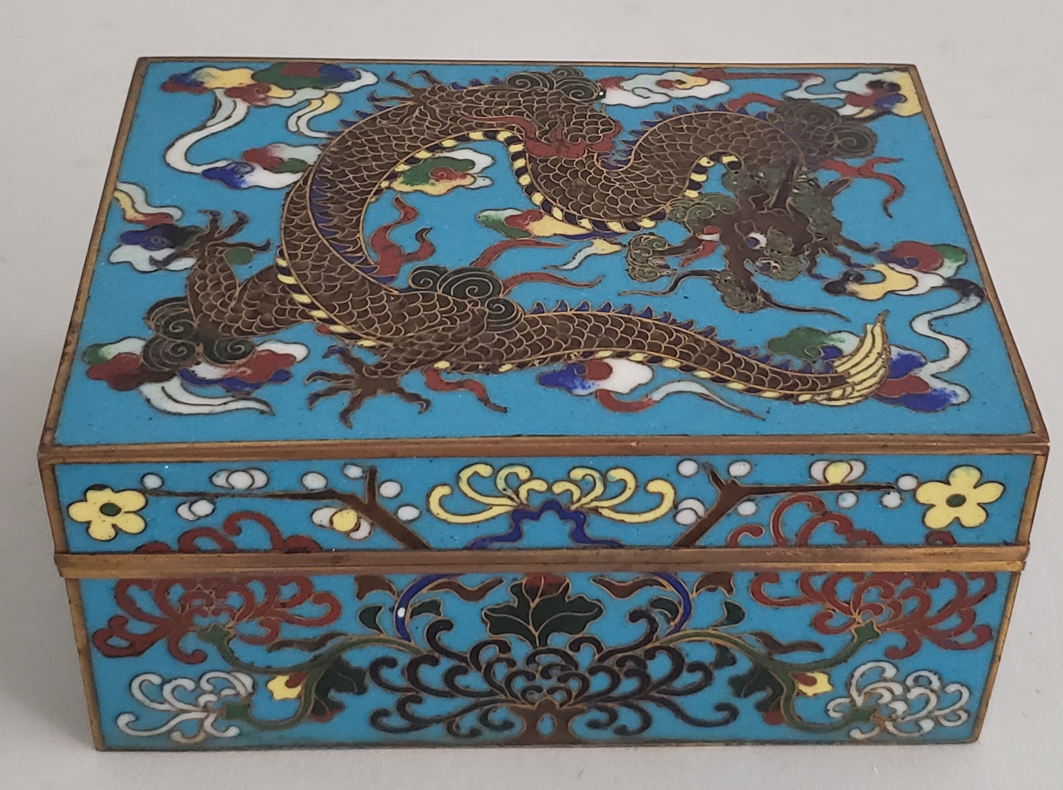 Antique Chinese Cloisonne Box - Antique Chinese Cloisonné Dragon ...