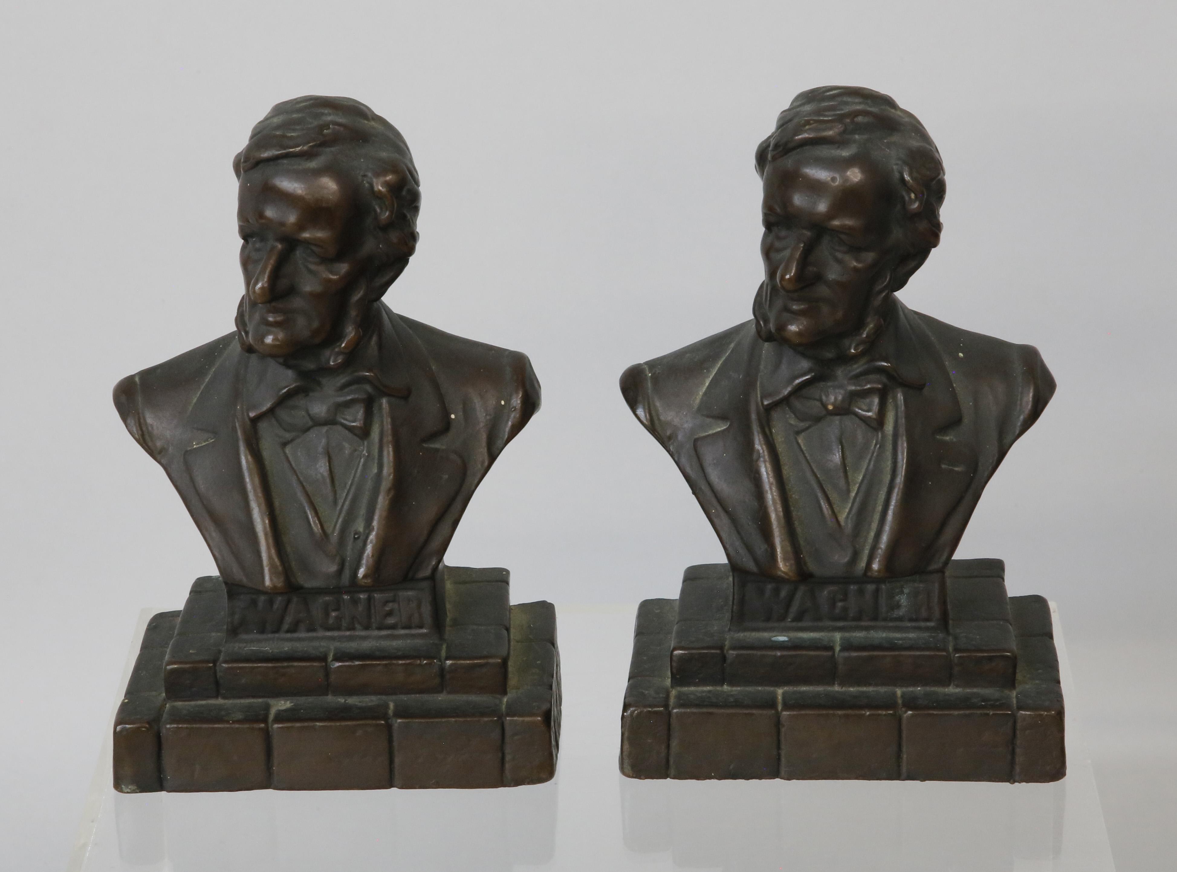 Pair of Wagner Patina Bookends Depicting Abraham Lincoln - Pair of ...