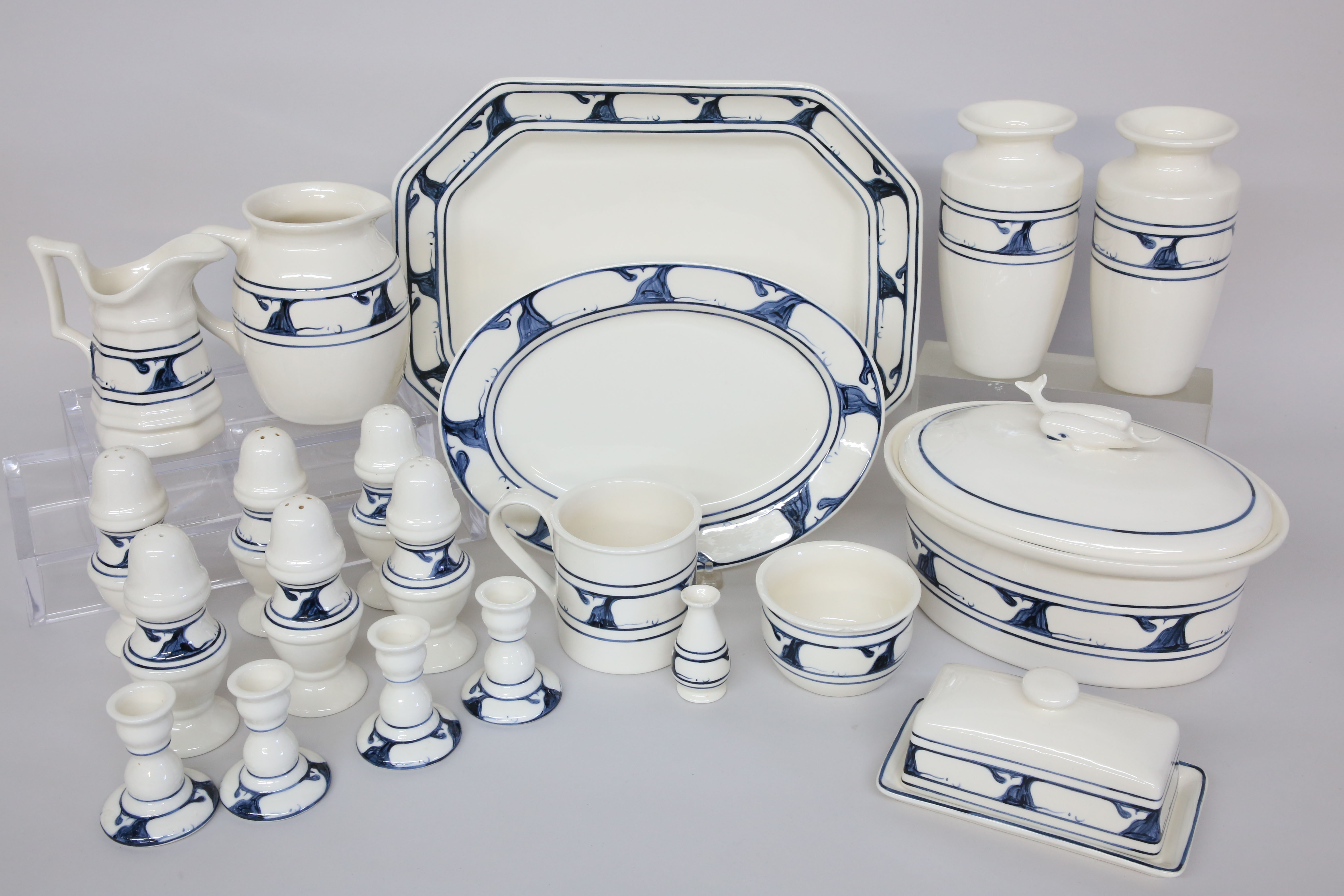 Dedham Type Whale Pattern Pottery Table Articles - Dedham Type Whale ...