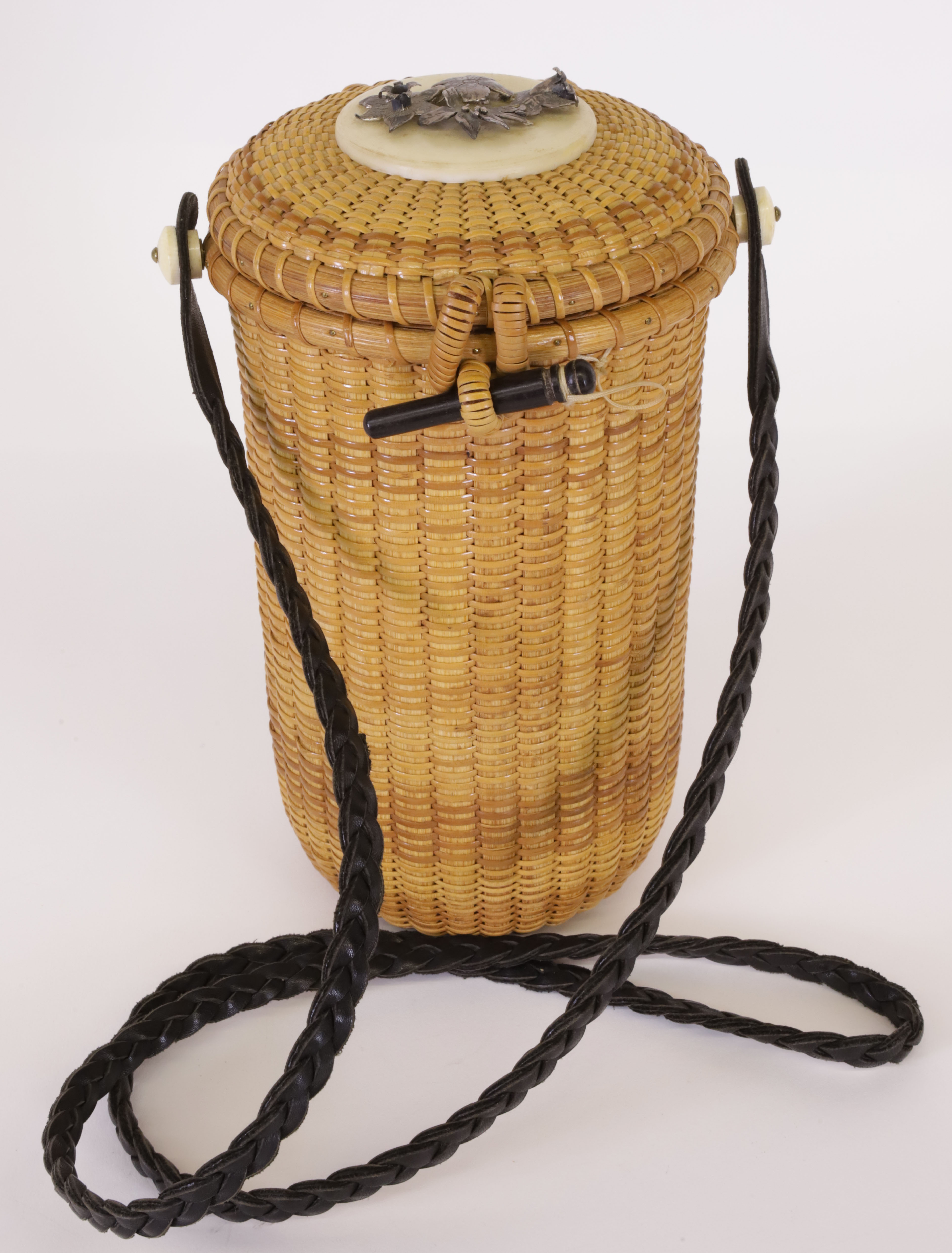 Manny Dias Round Nantucket Purse - Manny Dias Round Nantucket Purse ...