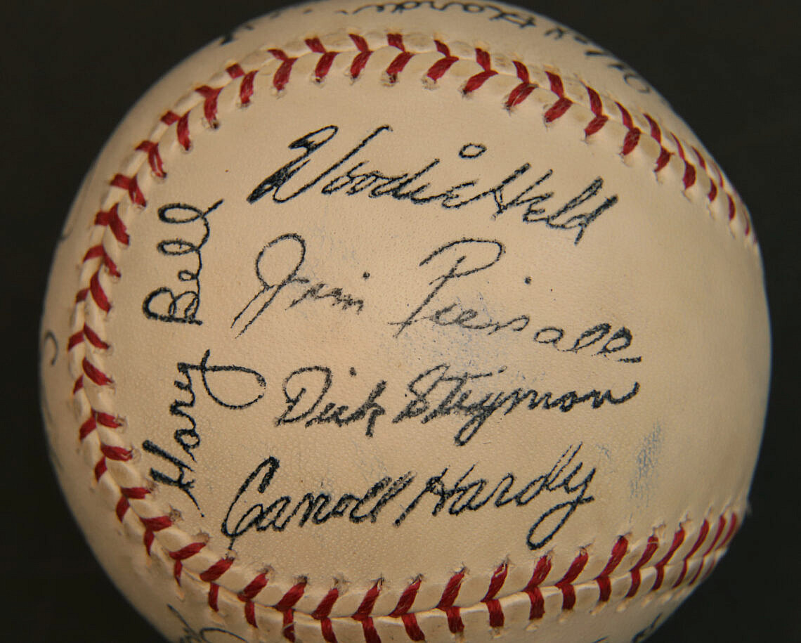 1958 Cleveland Indians Team Autographed Baseball - 1958 Cleveland ...