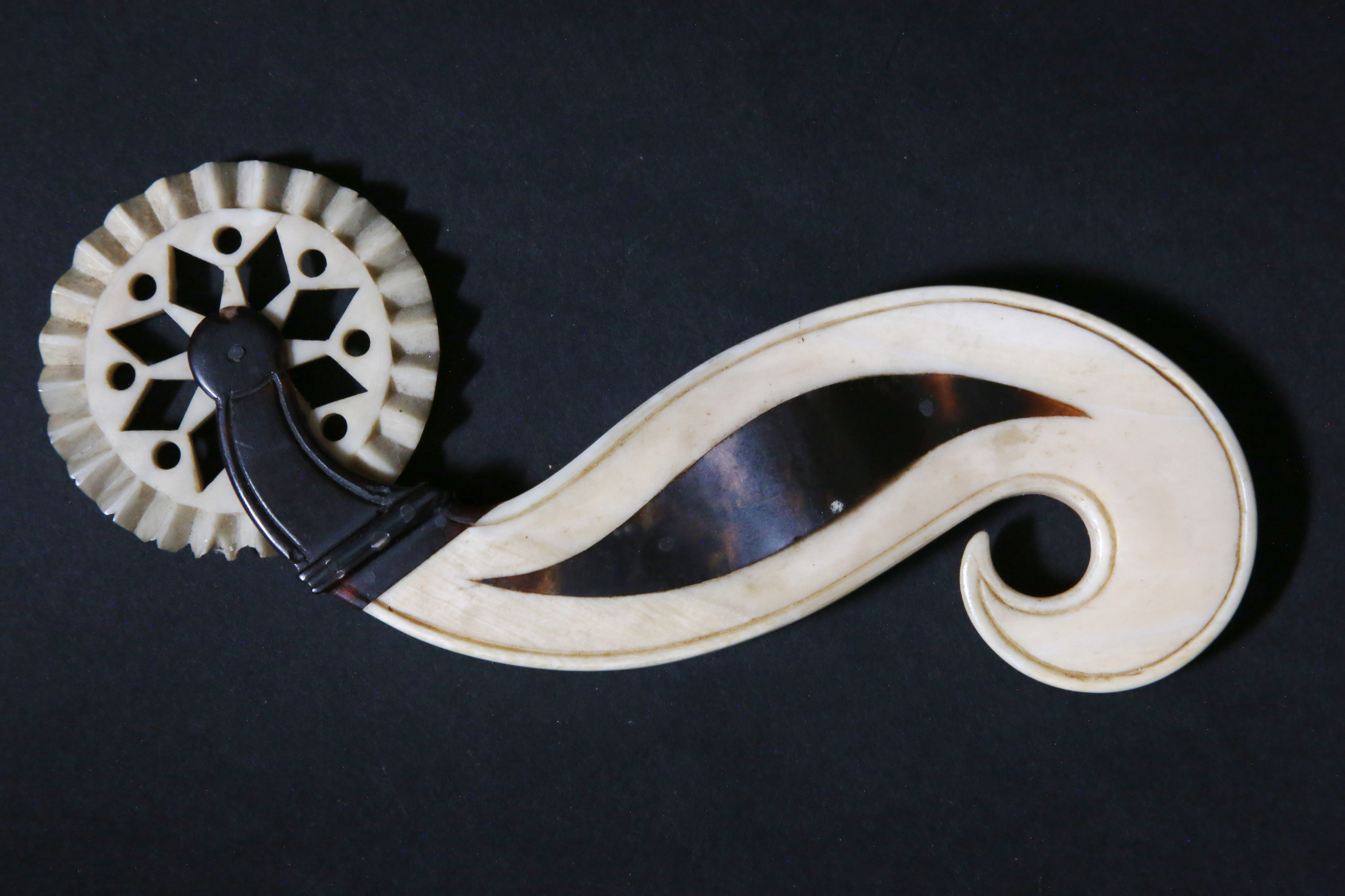 Fine Whaleman Made Pie Crimper 19th Century - Fine Whaleman Made Pie ...