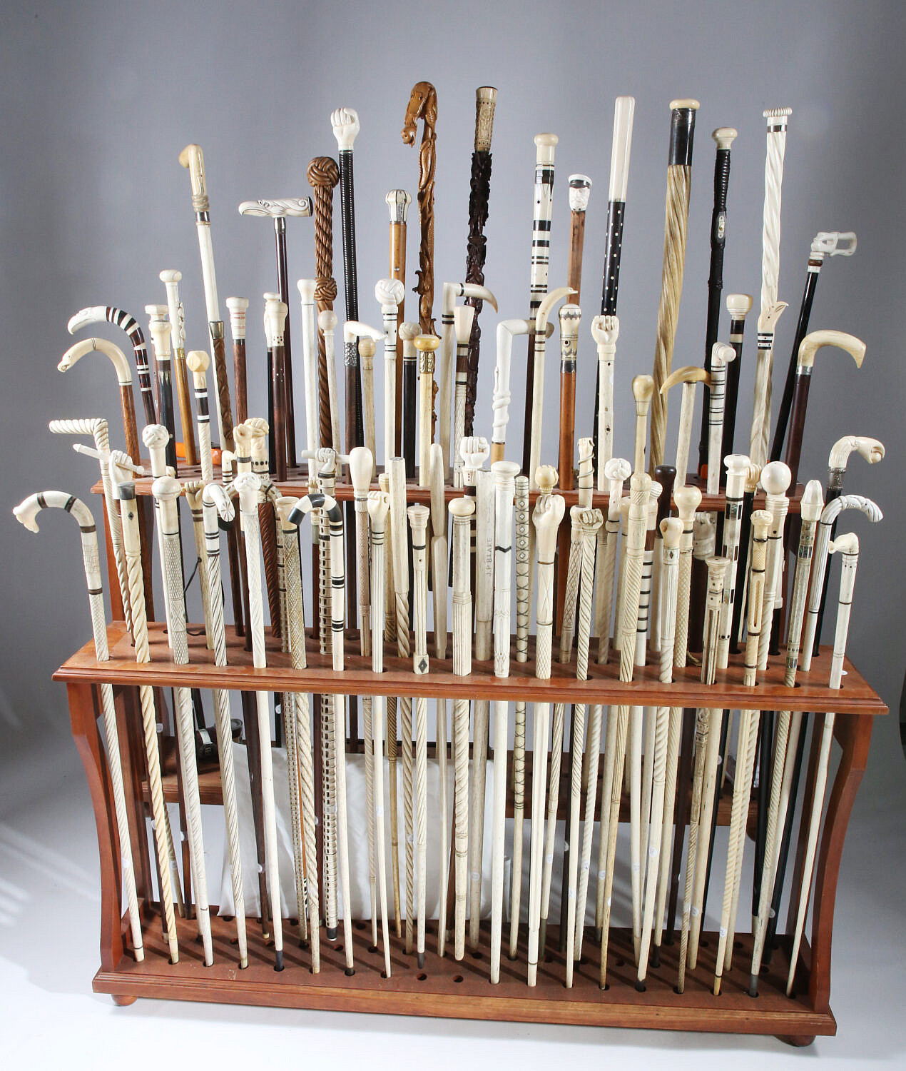 Auctions • Antiques • Consignment • Nantucket Baskets | Rafael Osona ...