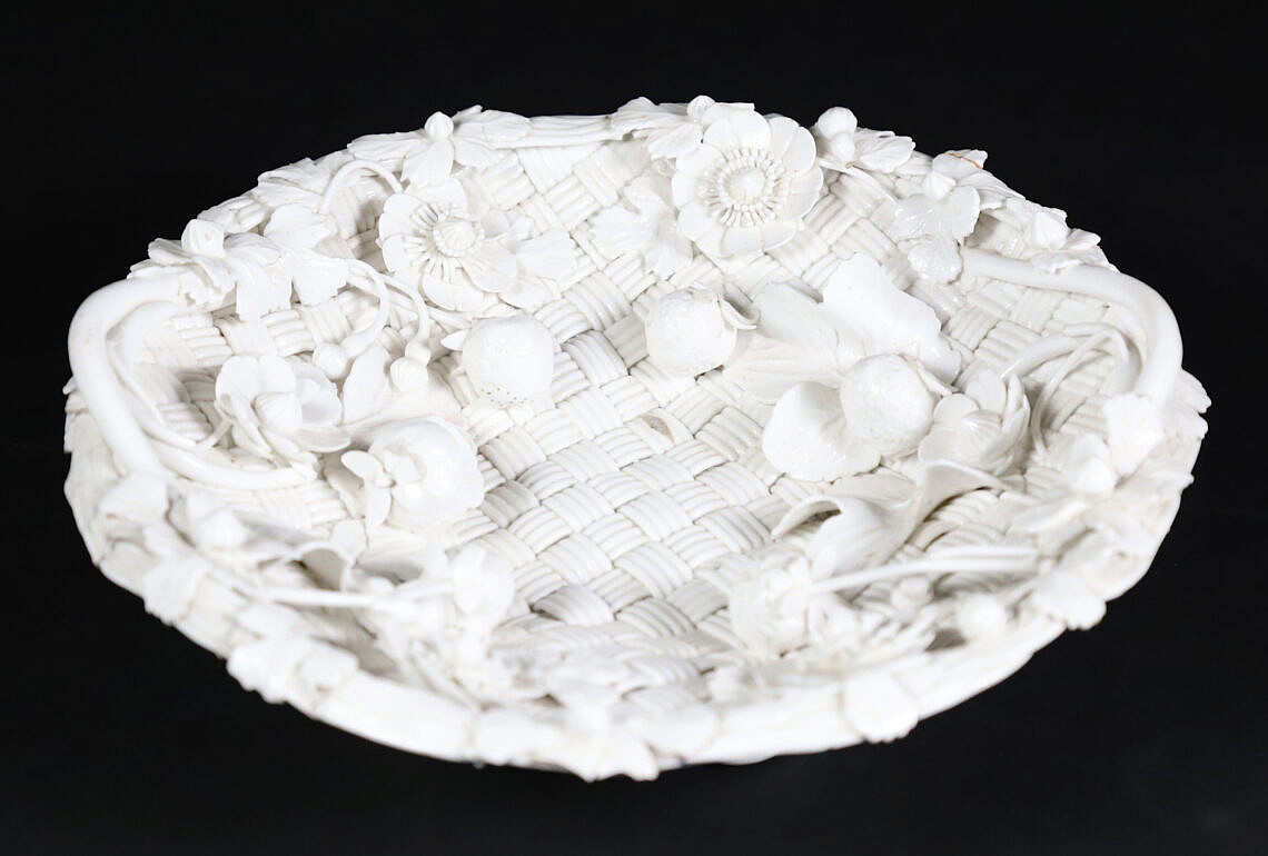 Victoria Rex Blanc De Chine Porcelain Dish - Rafael Osona Auctions ...