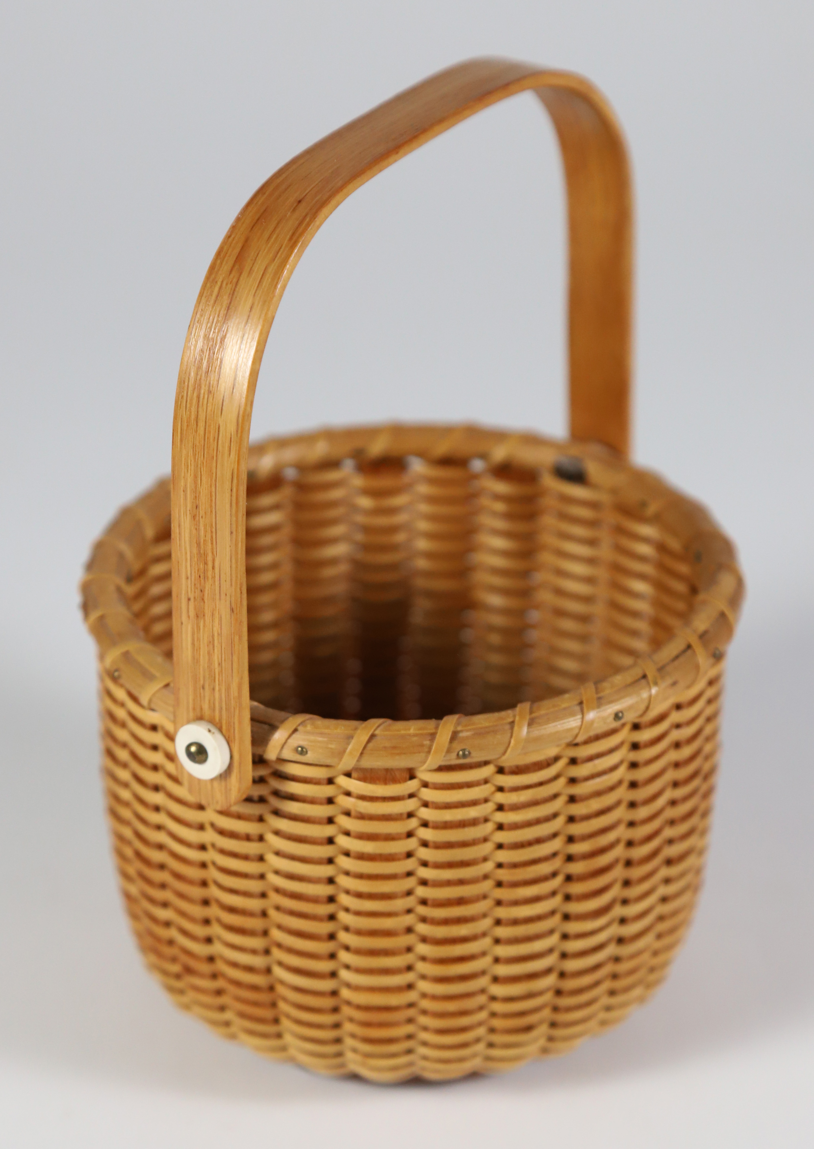 Round Open Swing Handle Nantucket Basket - B. & I. Round Open Swing ...
