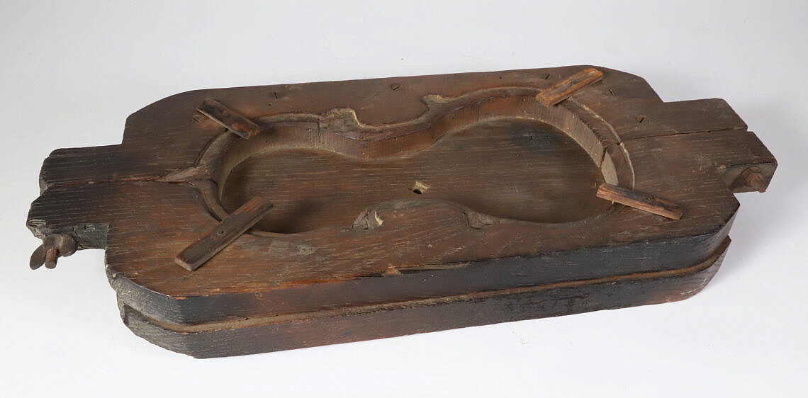 Violin Maker's Oak Mold 19th century - Violin Maker's Oak Mold, 19th ...