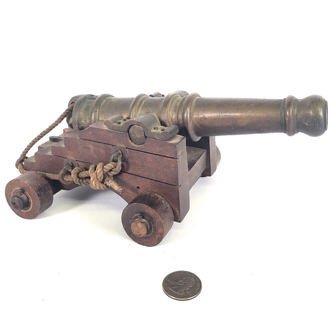 Model 1812 Naval Deck Gun Cannon - Antique Model of a War of 1812 Naval ...