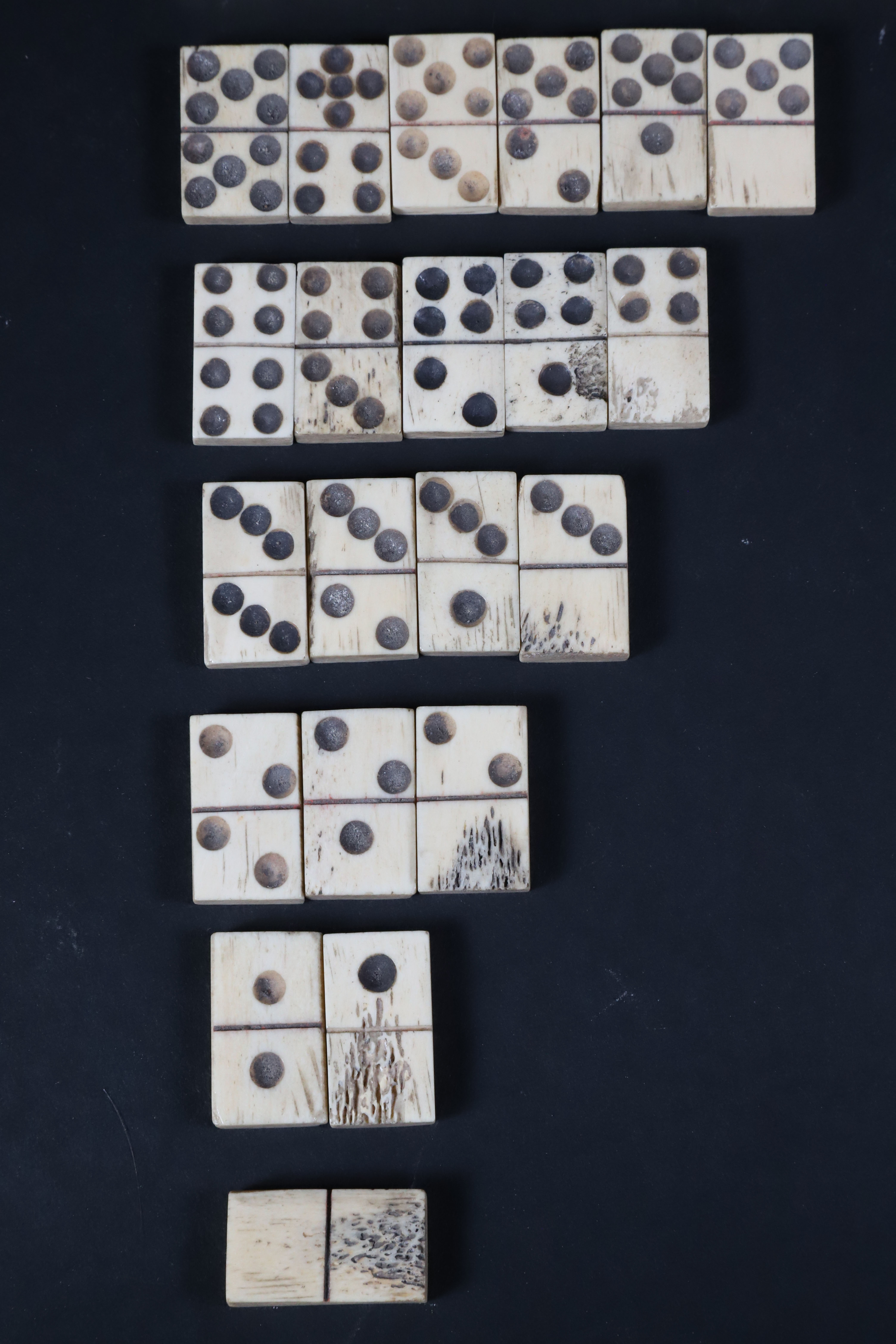 999 Bone Dominoes C IMG_2039 - Rafael Osona Auctions Nantucket, MA