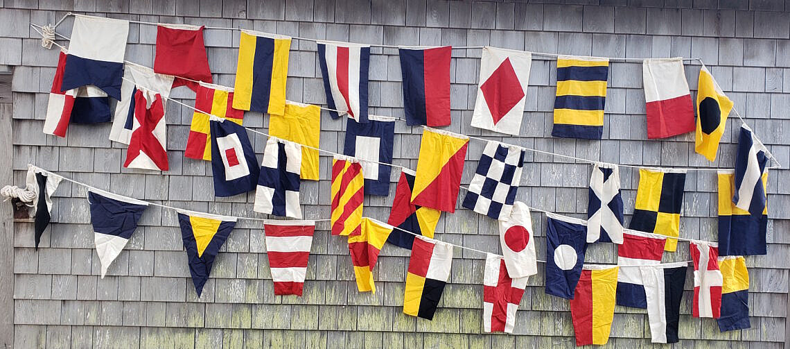 40 Decorative Nautical Ship Signal Flags - Set of Forty Decorative ...