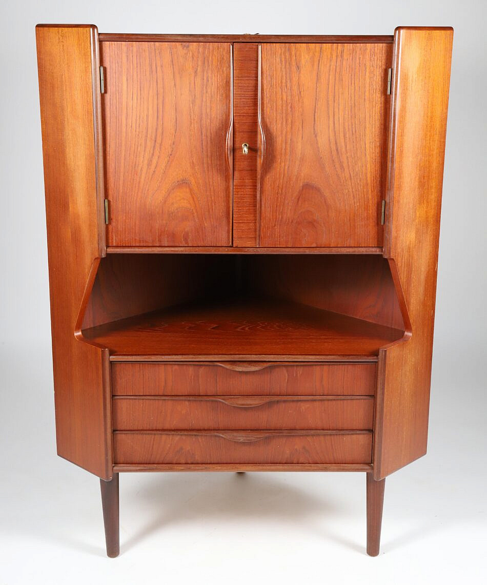 Mid Century Modern Teak Wood Corner Bar Cabinet - Mid Century Modern ...