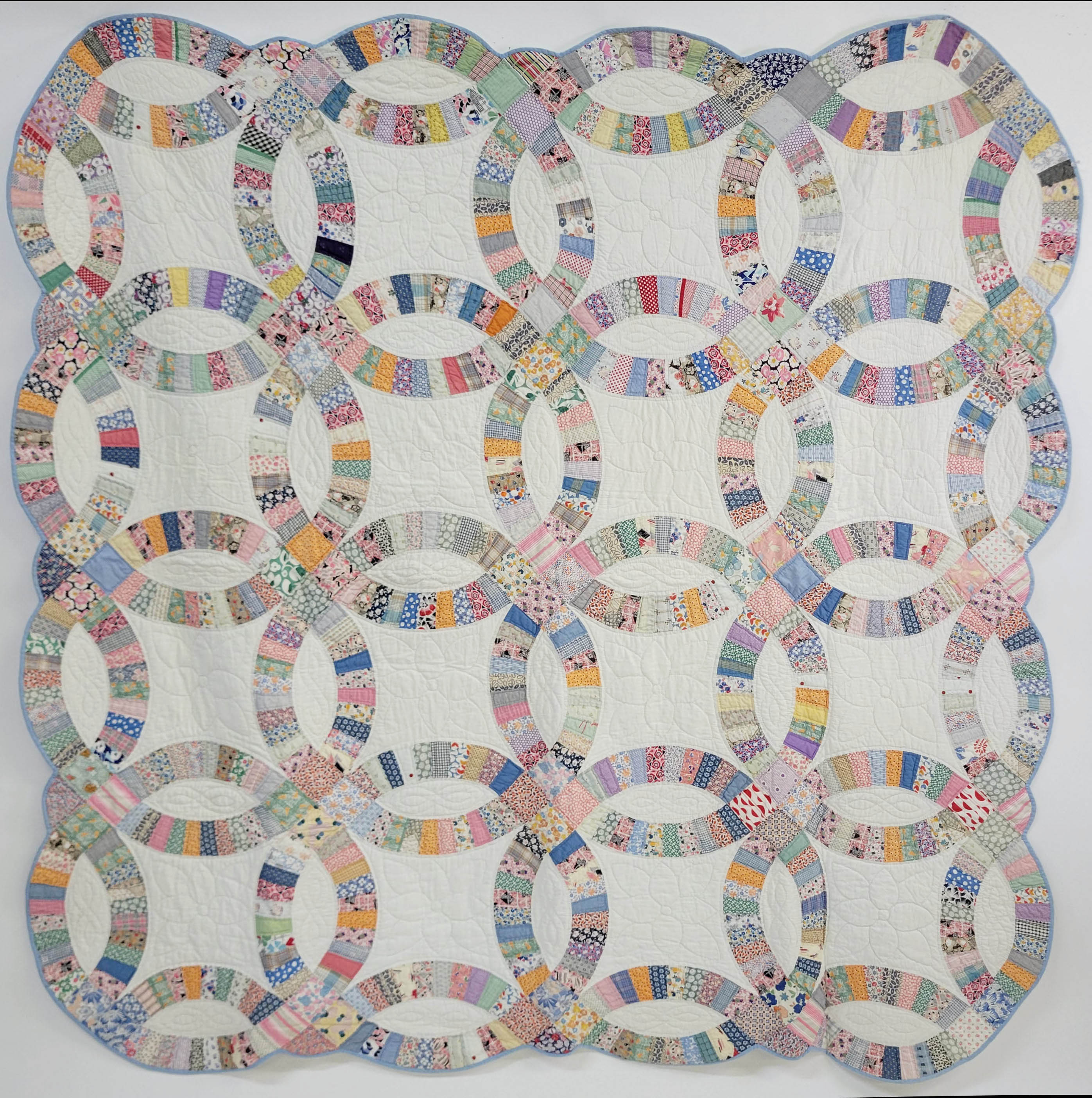 28-5490 Double Wedding Ring Quilt A 20241231_164017 - Rafael Osona ...