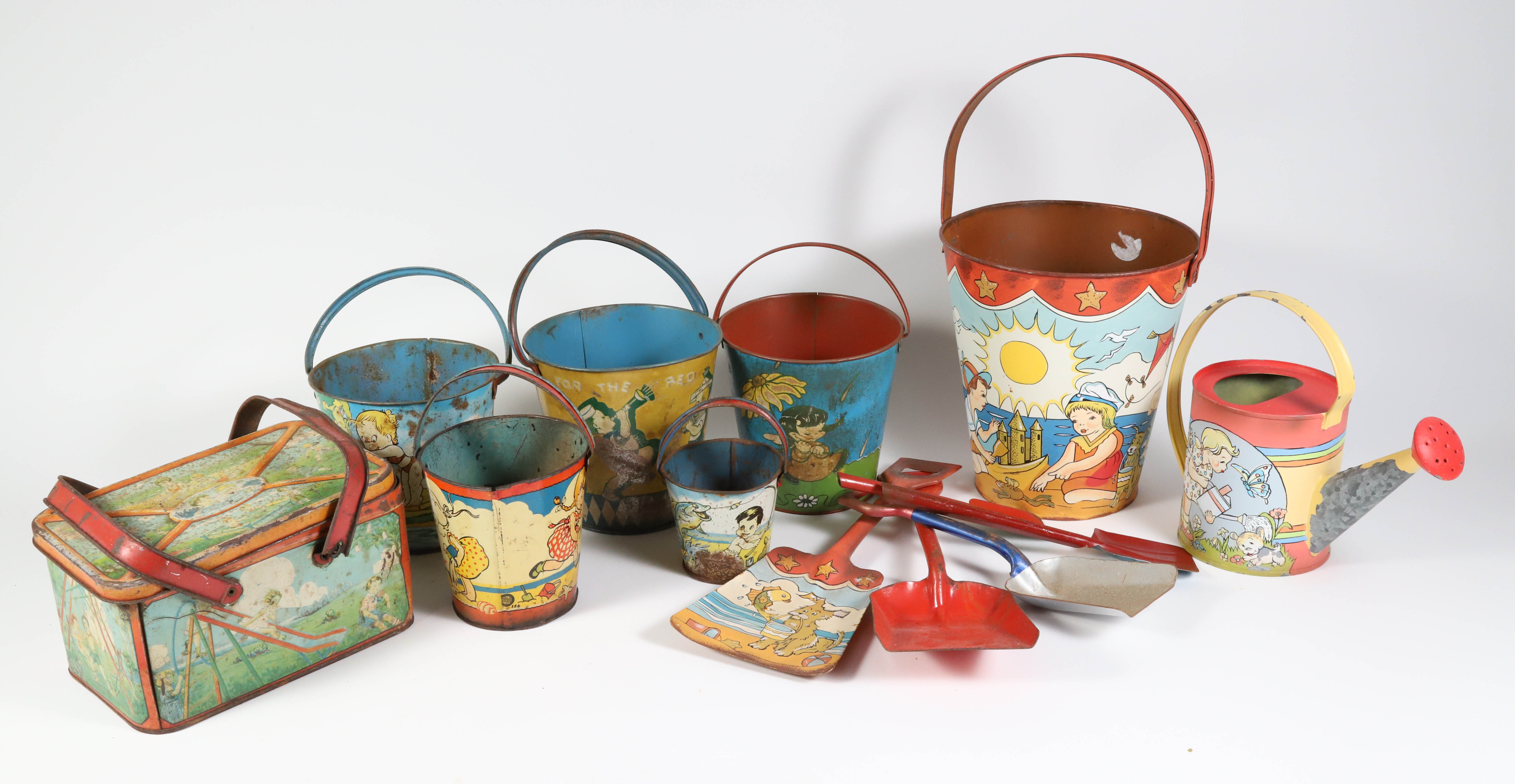 Collection Of 13 Tin Sand Toys - Collection of 13 Vintage Tin Sand Toys ...