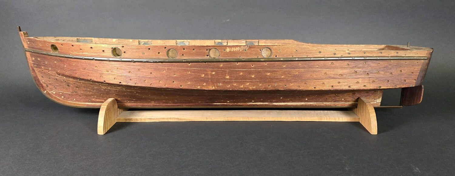 Carved Boat Makers Full Body Hull Boat Model - Vintage Carved Boat ...