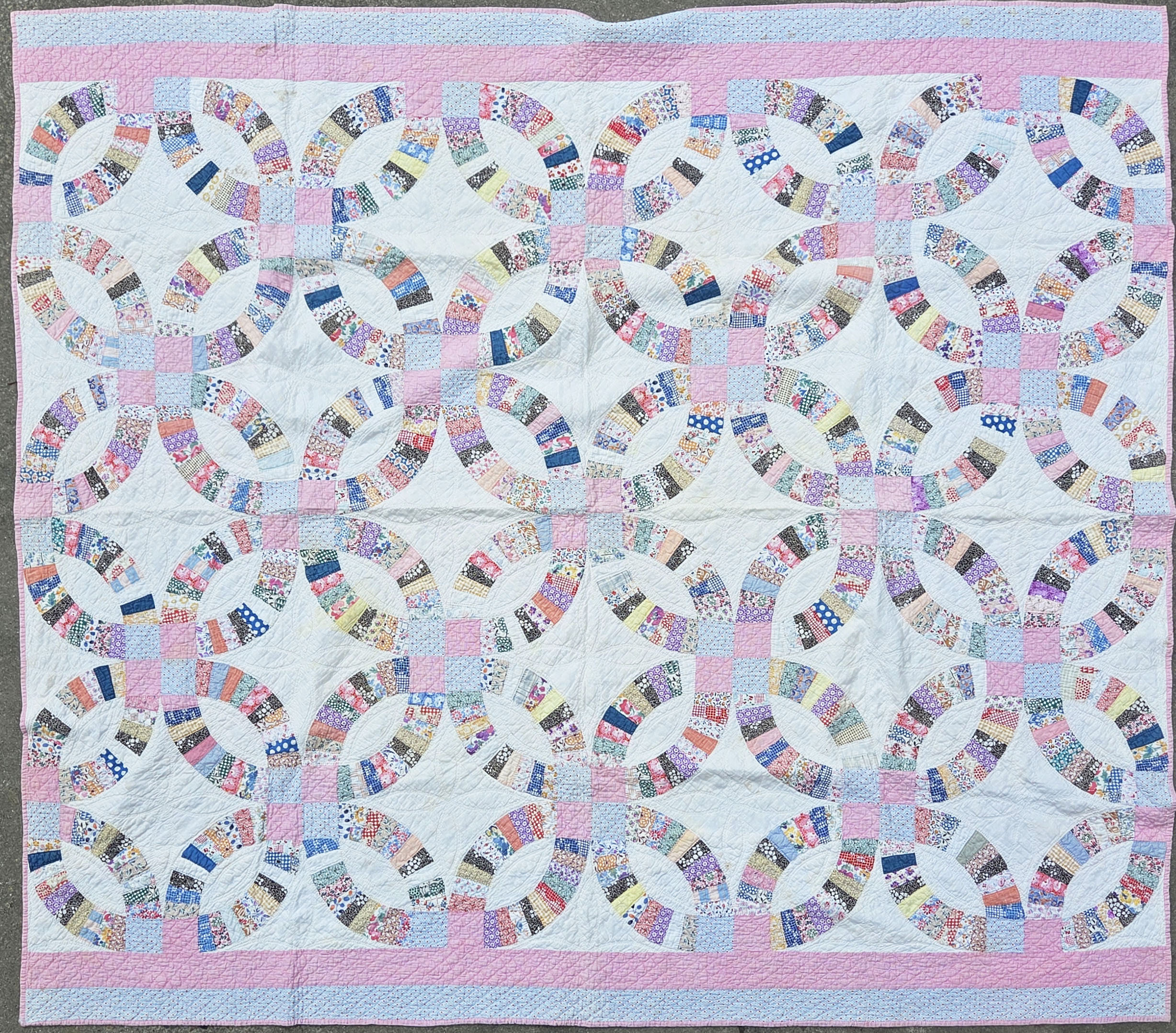 Vintage Double Wedding Ring Patchwork Quilt - Vintage Double Wedding ...