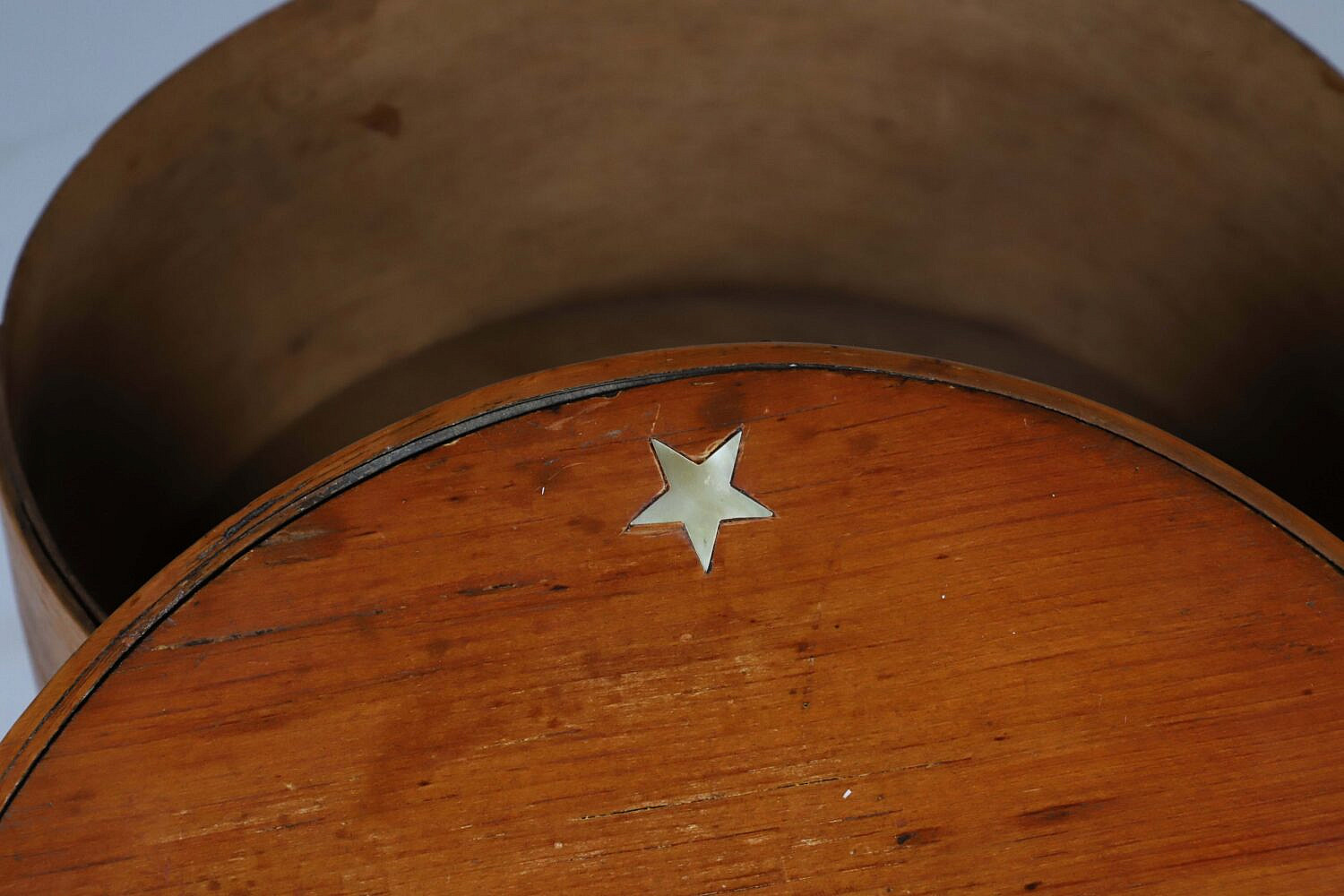 Whaleman Made Star Inlaid Bentwood Ditty Box 19th Century - Whaleman ...